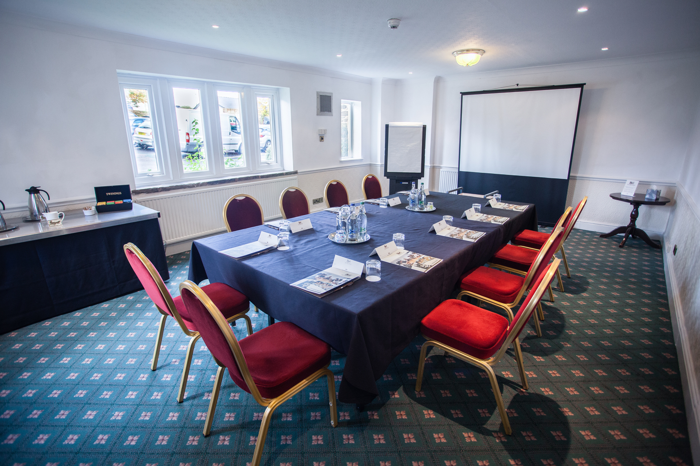6 Versatile Venues for Team-Building - Findmeaconference Blog