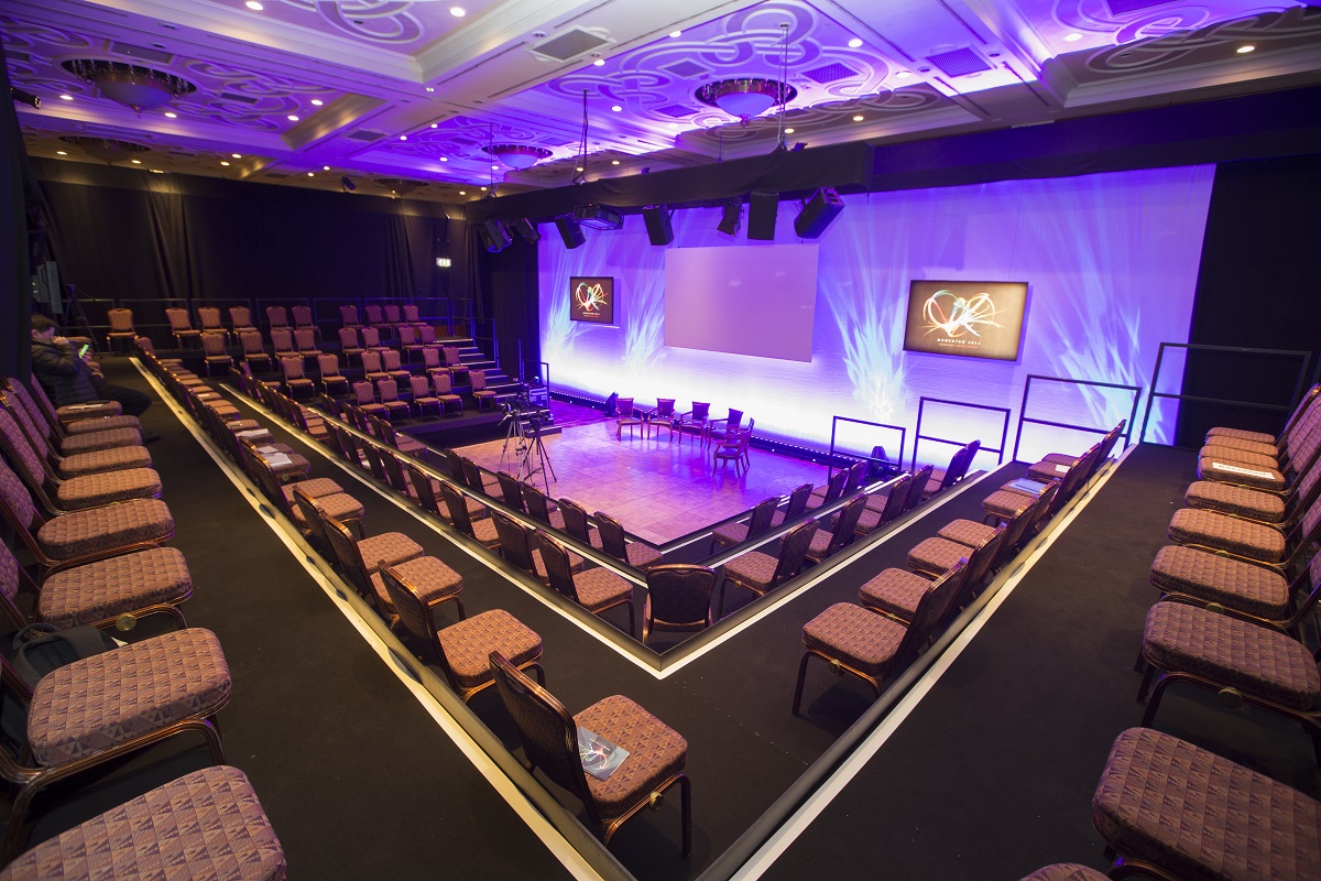 5 Unique Meeting Rooms to get excited for in 2022 - Findmeaconference Blog